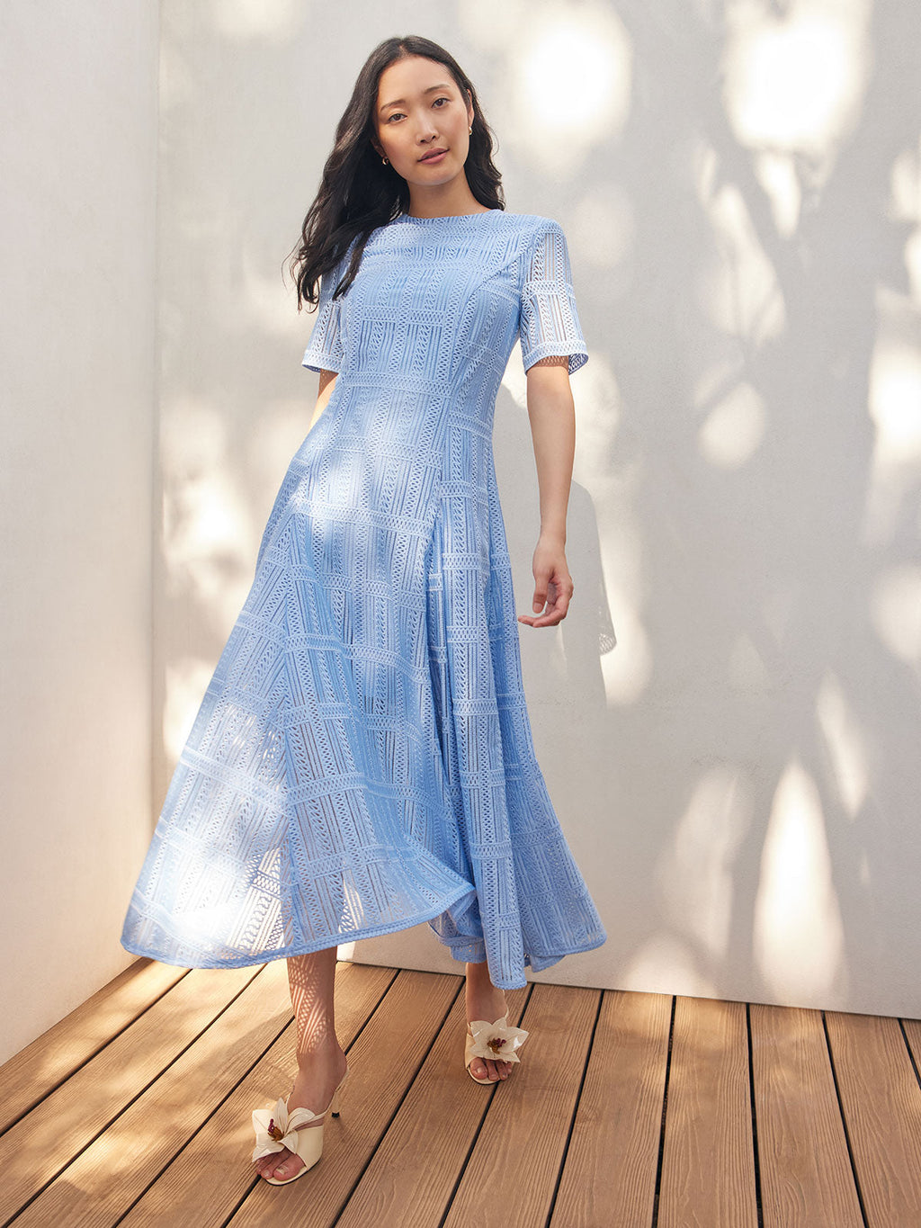 Fit-and-Flare Linear Lace Woven Maxi Dress - Modern Fit – meison