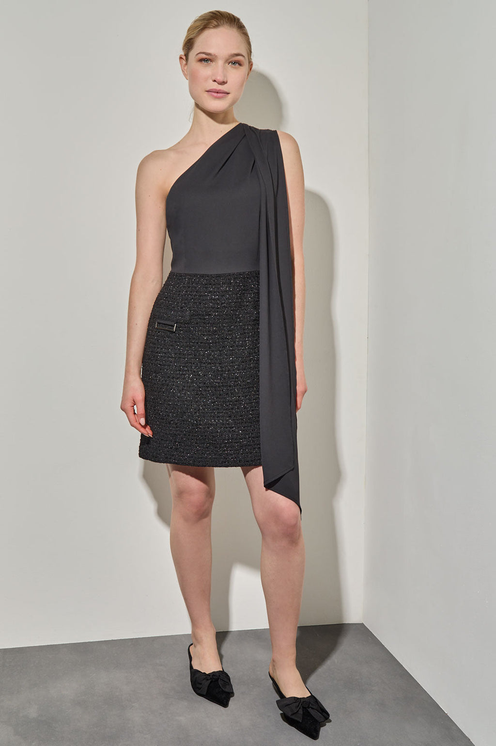 Modern Fit One Shoulder Mixed-Media Above-the-Knee Dress – meison