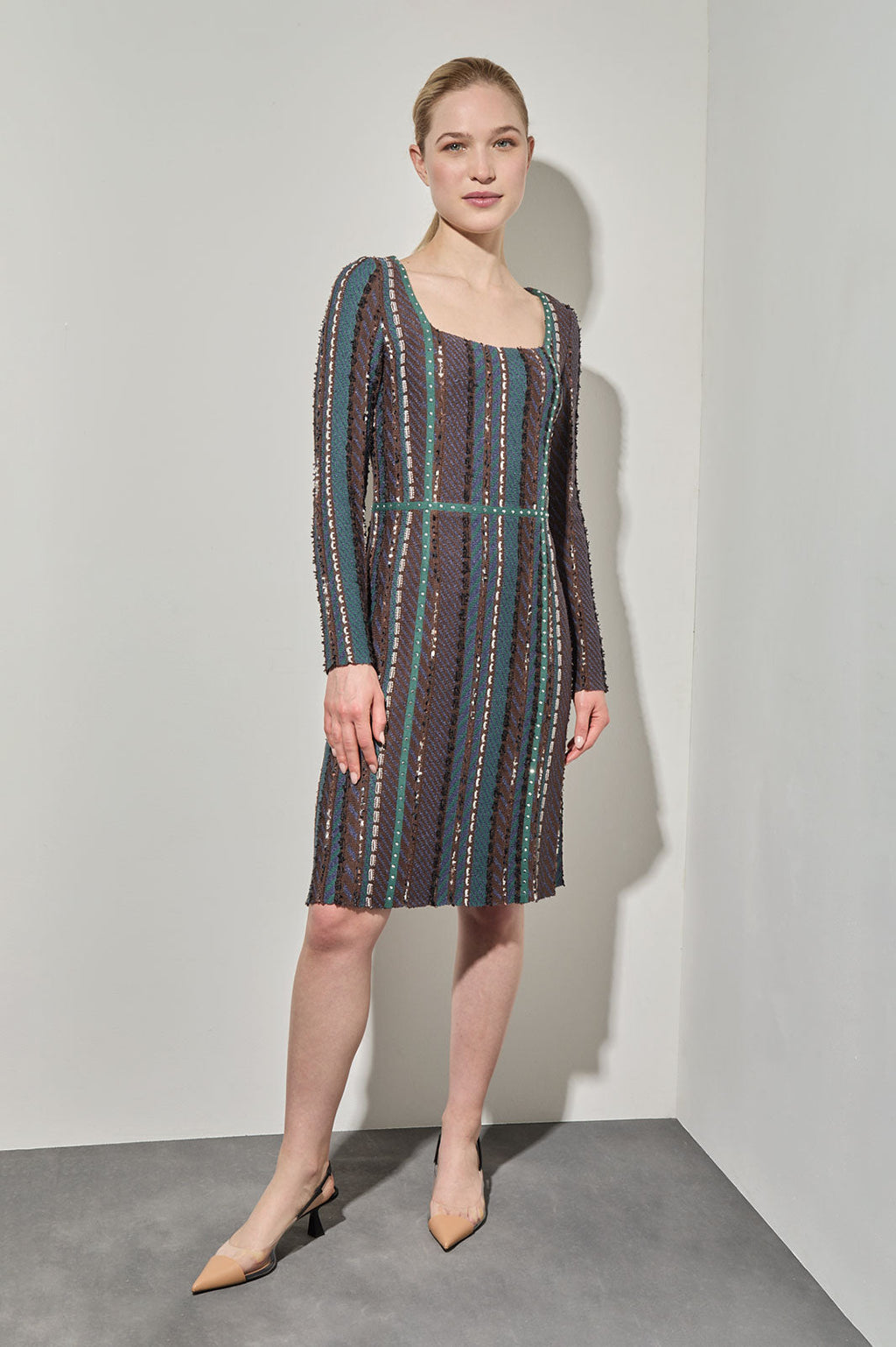 Plus Size Multi-Stitch Fringe Trim Knit Above-the-Knee Dress – meison