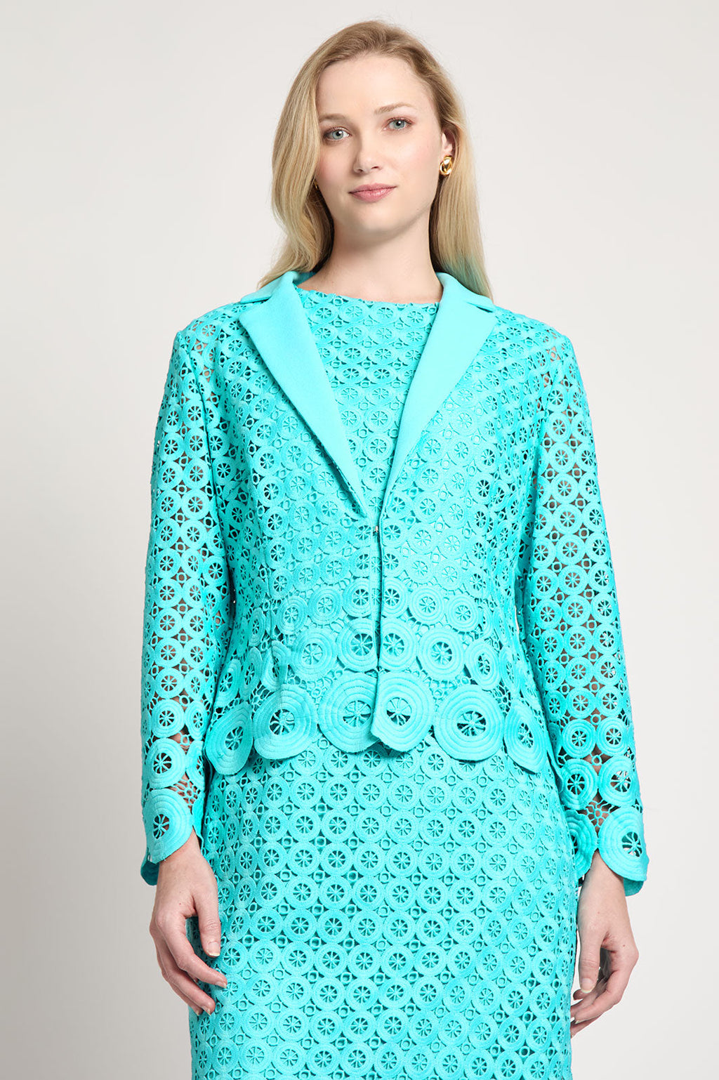 Heritage Fit Geometric Lace Cutout Woven Jacket | Ming Wang – meison